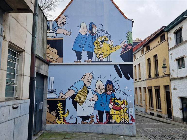 De leukste stripmuren & stripfiguren in Brussel + Comic Walls