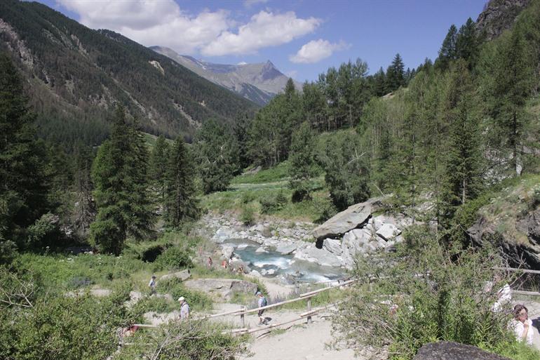 Wandelen in Lillaz: Hikeroute naar de Lillaz Watervallen