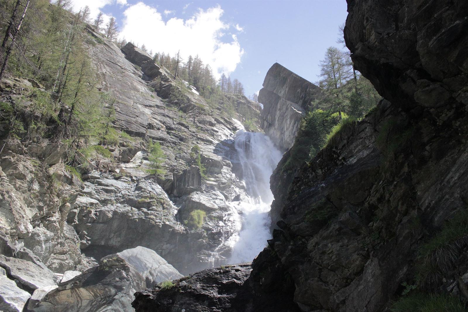 Wandelen in Lillaz: Hikeroute naar de Lillaz Watervallen